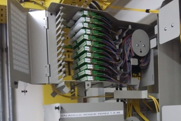 Tendido de fibra óptica REFEFO (Patagonia Norte) - CEOSA